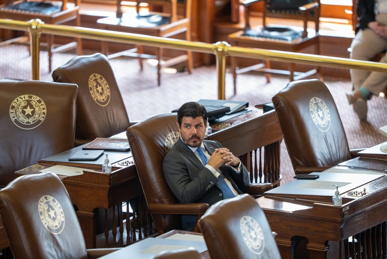 Hefner Bucks Texas GOP, Supports Putting Democrats in Power - Texas ...