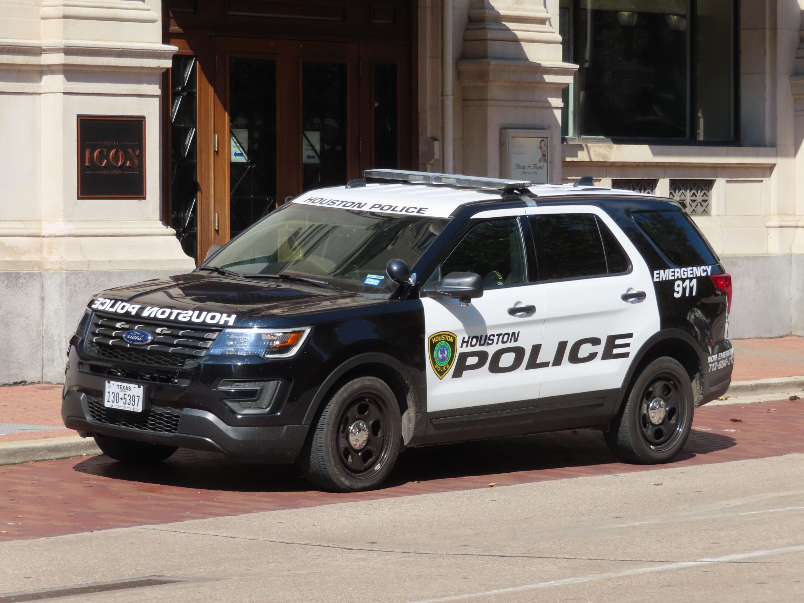 Houston Police Crisis Over Closed Sexual Assault Cases Worsens - Texas ...