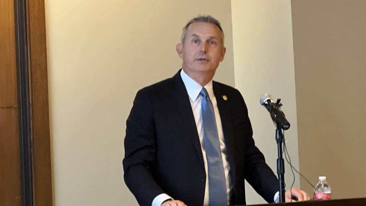 Tom Oliverson Decries House 'Dysfunction' in Bid for Speakership ...