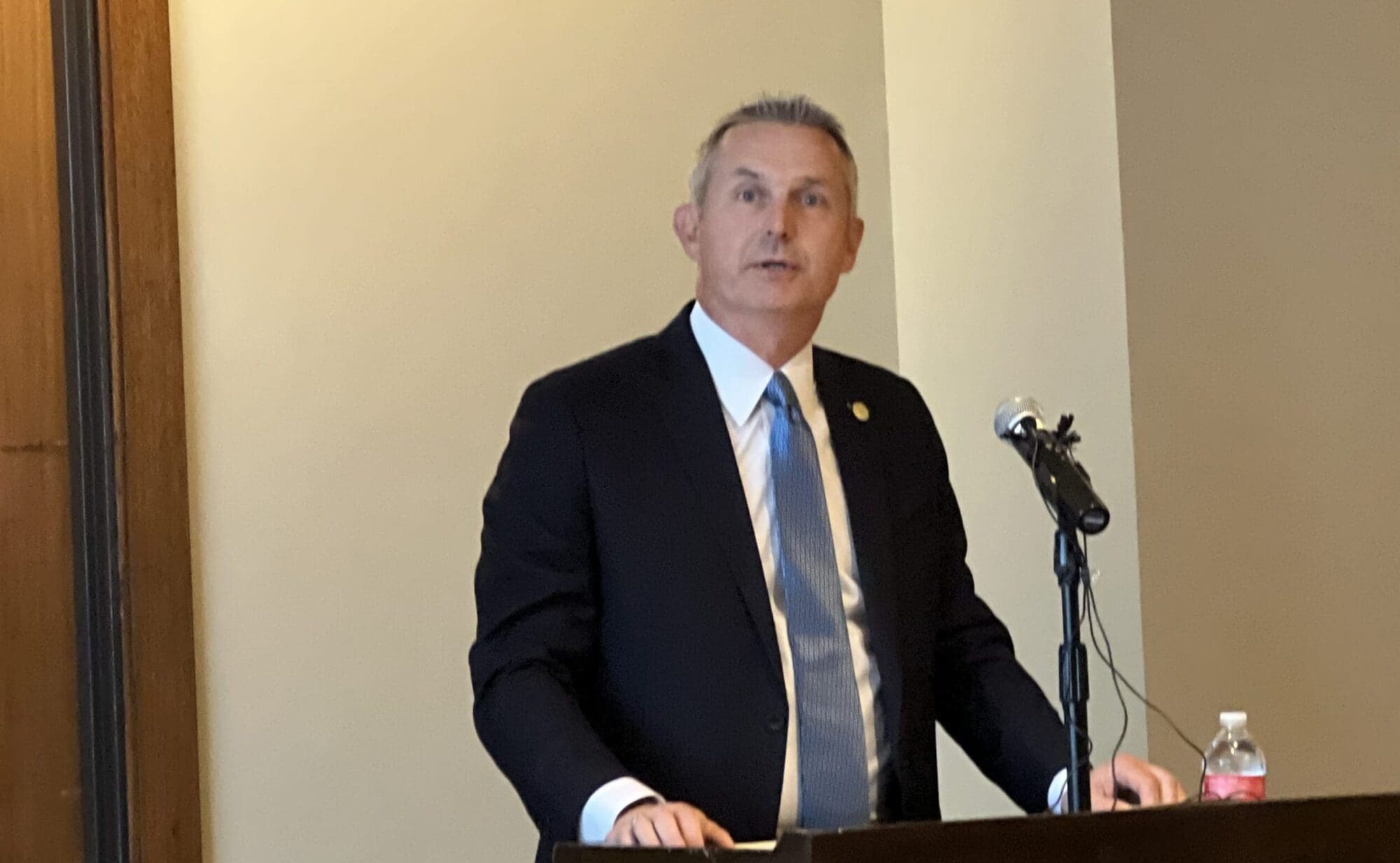 Tom Oliverson Decries House 'Dysfunction' in Bid for Speakership ...