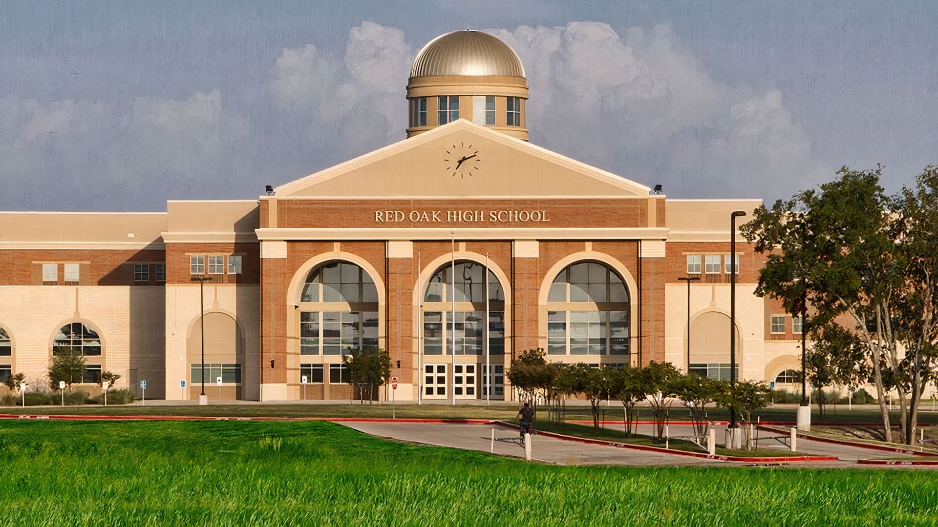 Red Oak ISD Teacher Says He Experiences ‘Gender Euphoria’ Around ...