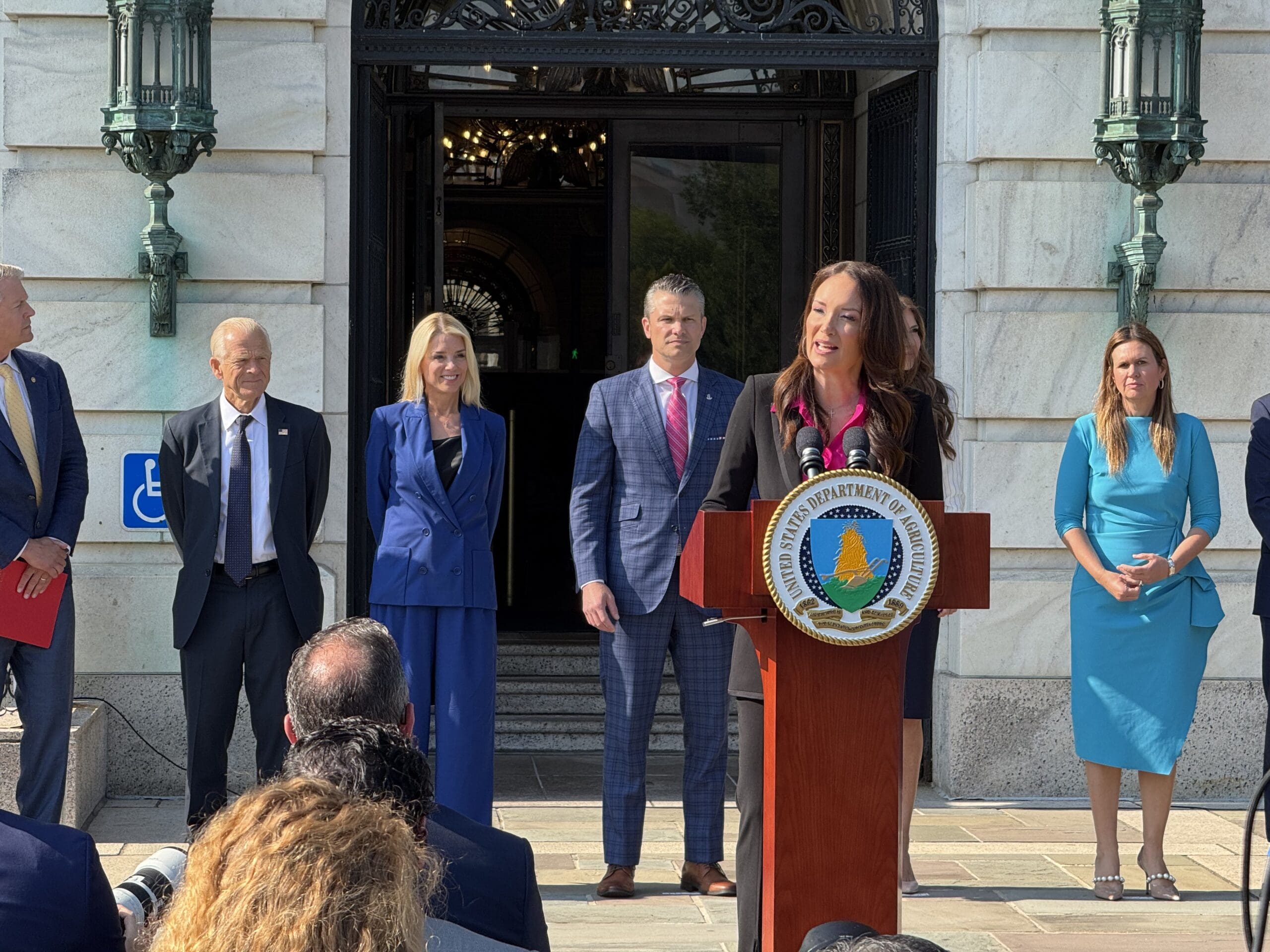 Rollins: 'No Amnesty' for Illegal Alien Farm Workers - Texas Scorecard